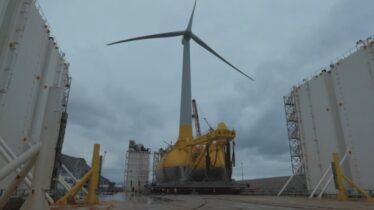 DemoSATHプロジェクトの2MW浮体式洋上風力試験機が進水