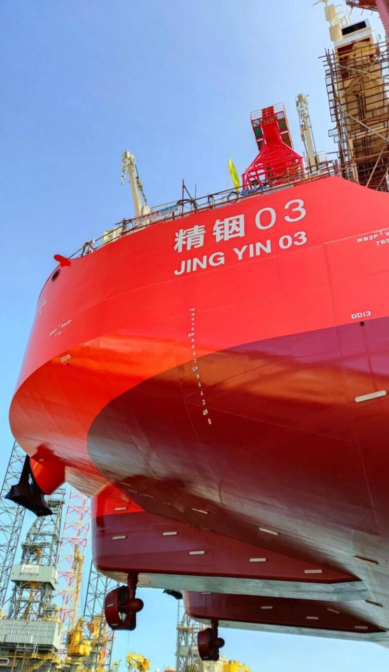 中国で1,000トン吊りSEP船が進水 2022年10月完成予定