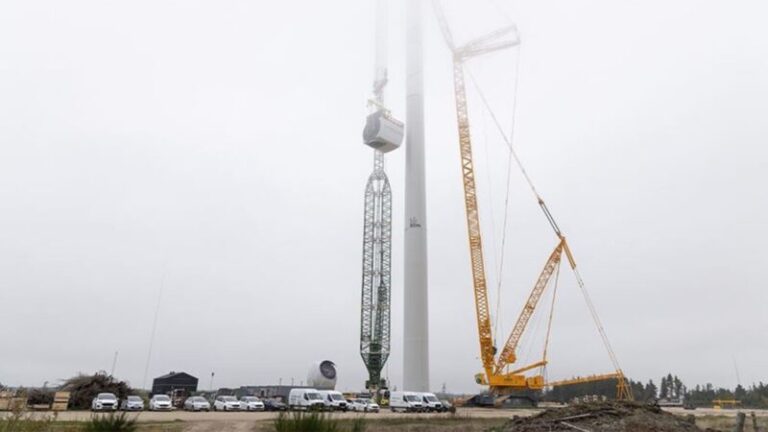 SiemensがSG14-236DDプロトタイプナセルの設置完了