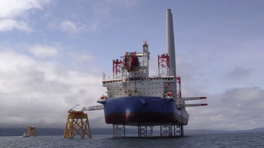 SEP船「柏鶴」室蘭港へ初入港、入港セレモニーと見学会