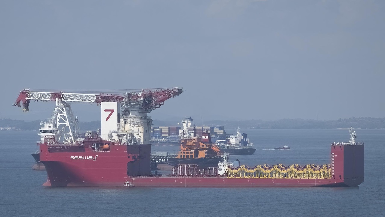 「Seaway Alfa Lift」Aフレームをフラットに格納