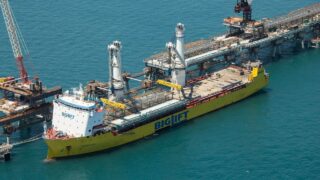 SEP船「Wind Orca」のアップグレード作業開始