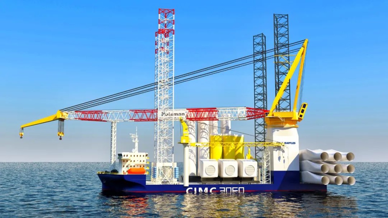 中国で建造中の2,200トン吊りSEP船のメインクレーン設置