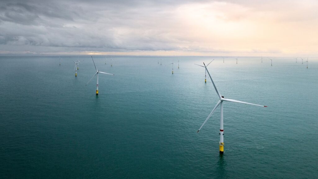 韓国の浮体式洋上風力にVestasが15MWタービン33基供給