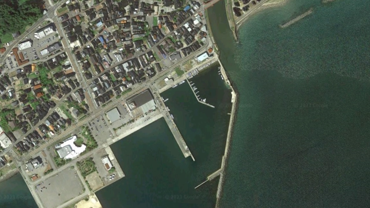 輪島港に続き珠洲市の飯田港でも啓開作業をスタート