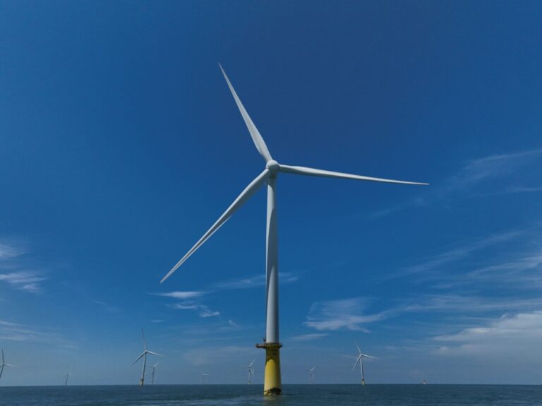 台湾の雲林洋上風力で80基のモノパイルすべて設置完了