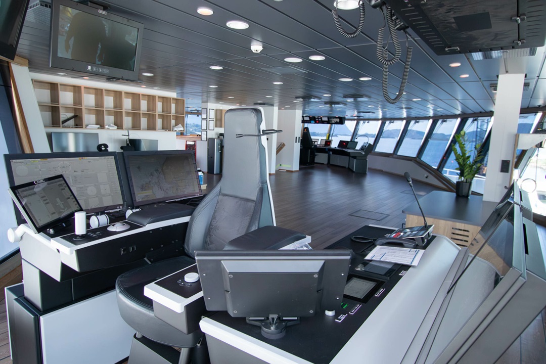 TWIN X-STERNを搭載した初のCSOV引き渡し