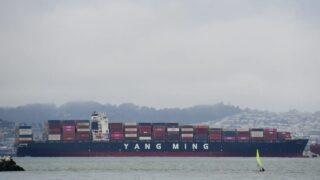 中国でコンテナ船「YM Mobility」の爆発事故