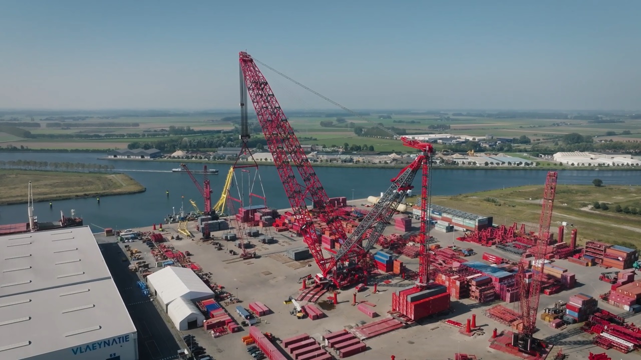 Mammoetリングクレーン「SK6000」テストプログラム完了