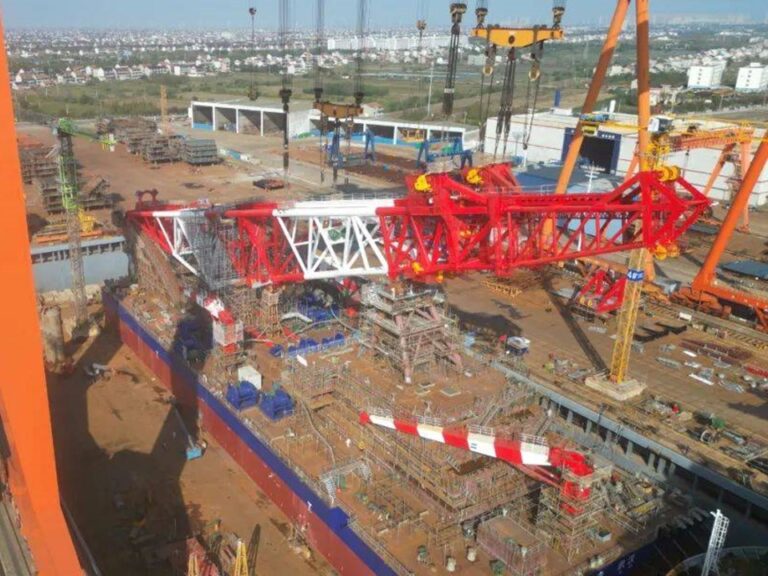 リーダー長さ150m、世界最大の杭打ち船「二航长青」竣工