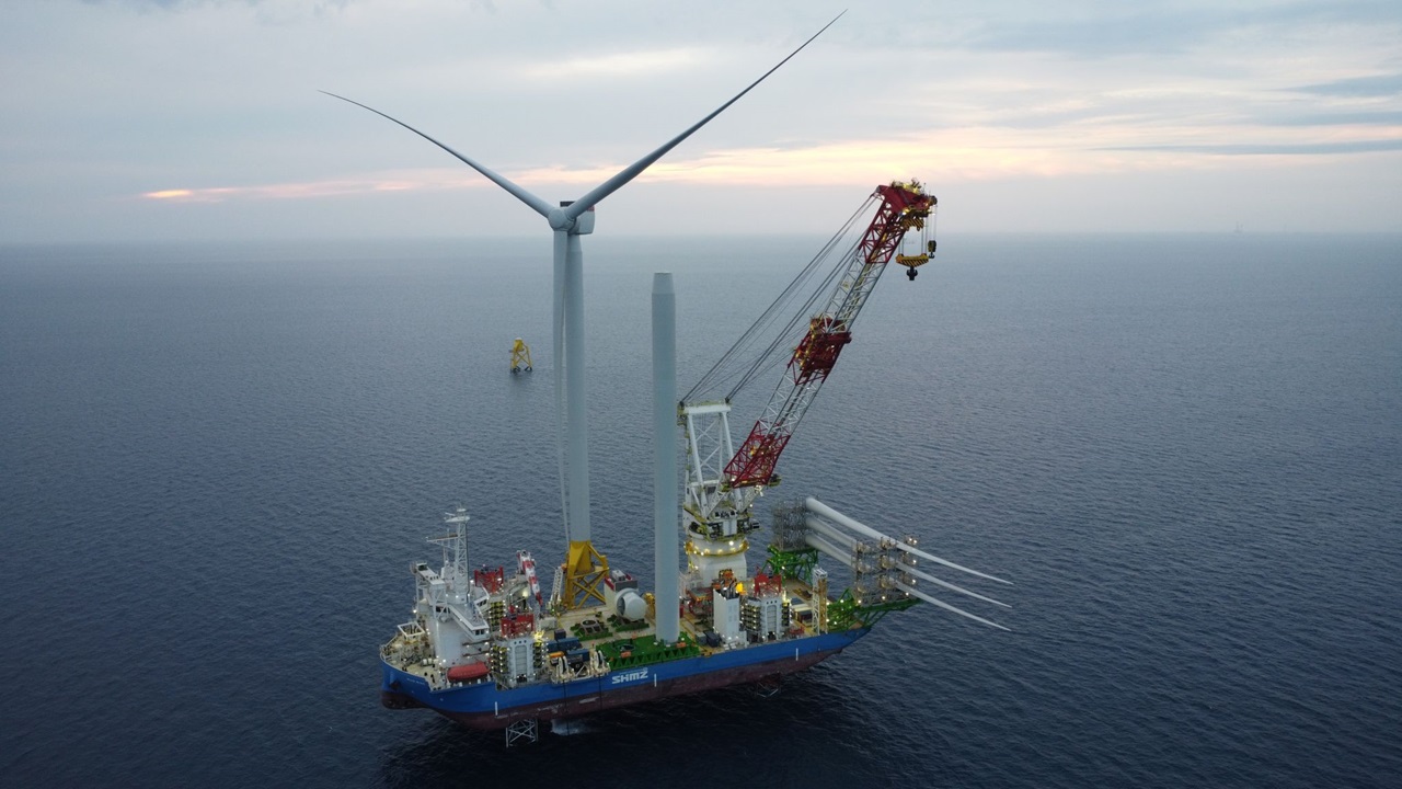 「BLUE WIND」台湾の海龍洋上風力で14MW風力タービン設置