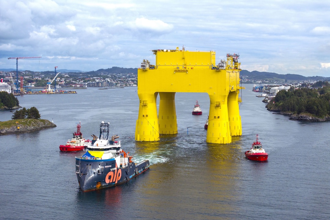 重量23,550トン「DolWin epsilon」設置完了