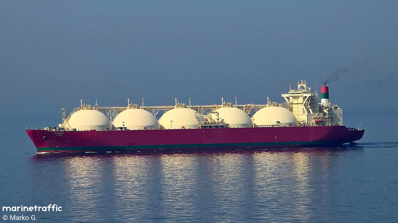 商船三井のLNGタンカー「SOHAR LNG」ホルムズ海峡通過